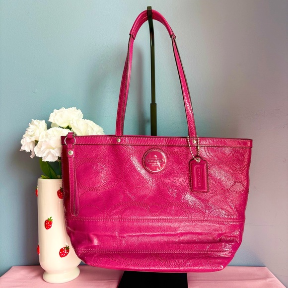 Coach | Bags | Coach Berry Pink Patent Leather Stitch Signature C Tote ...